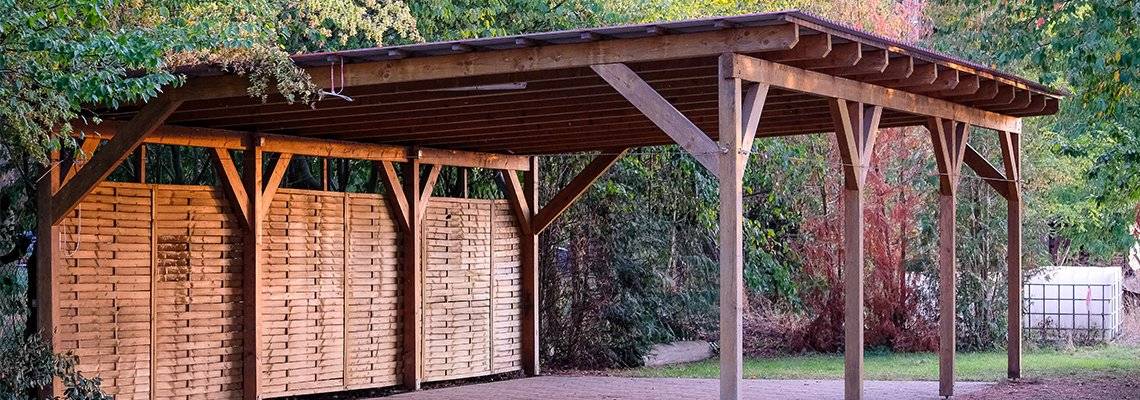 Comment fabriquer un abri pour camping-car ? - Yescapa blog