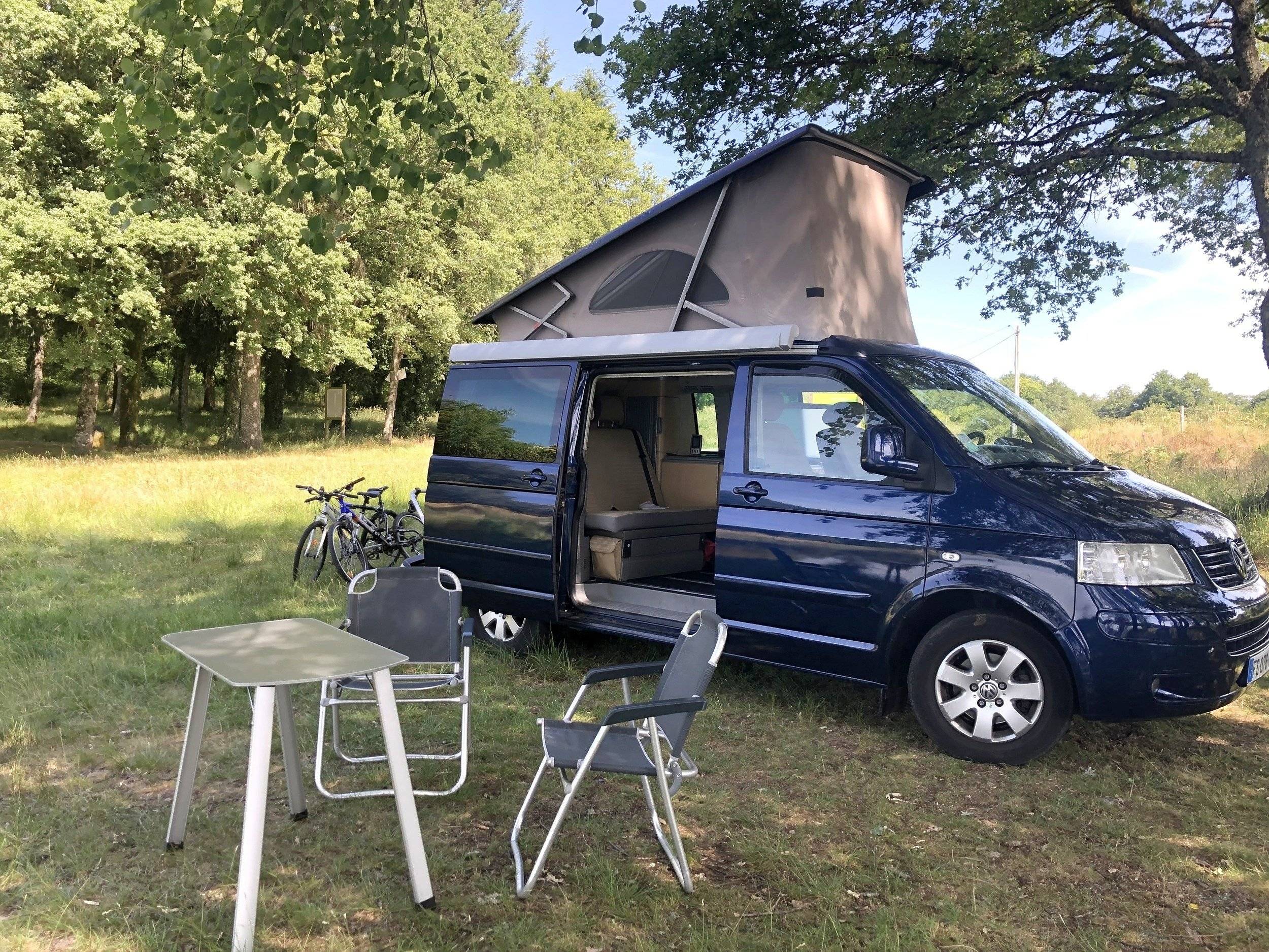 Lage Campingbus - Saint-Martial-d'Albarède - Volkswagen California ...