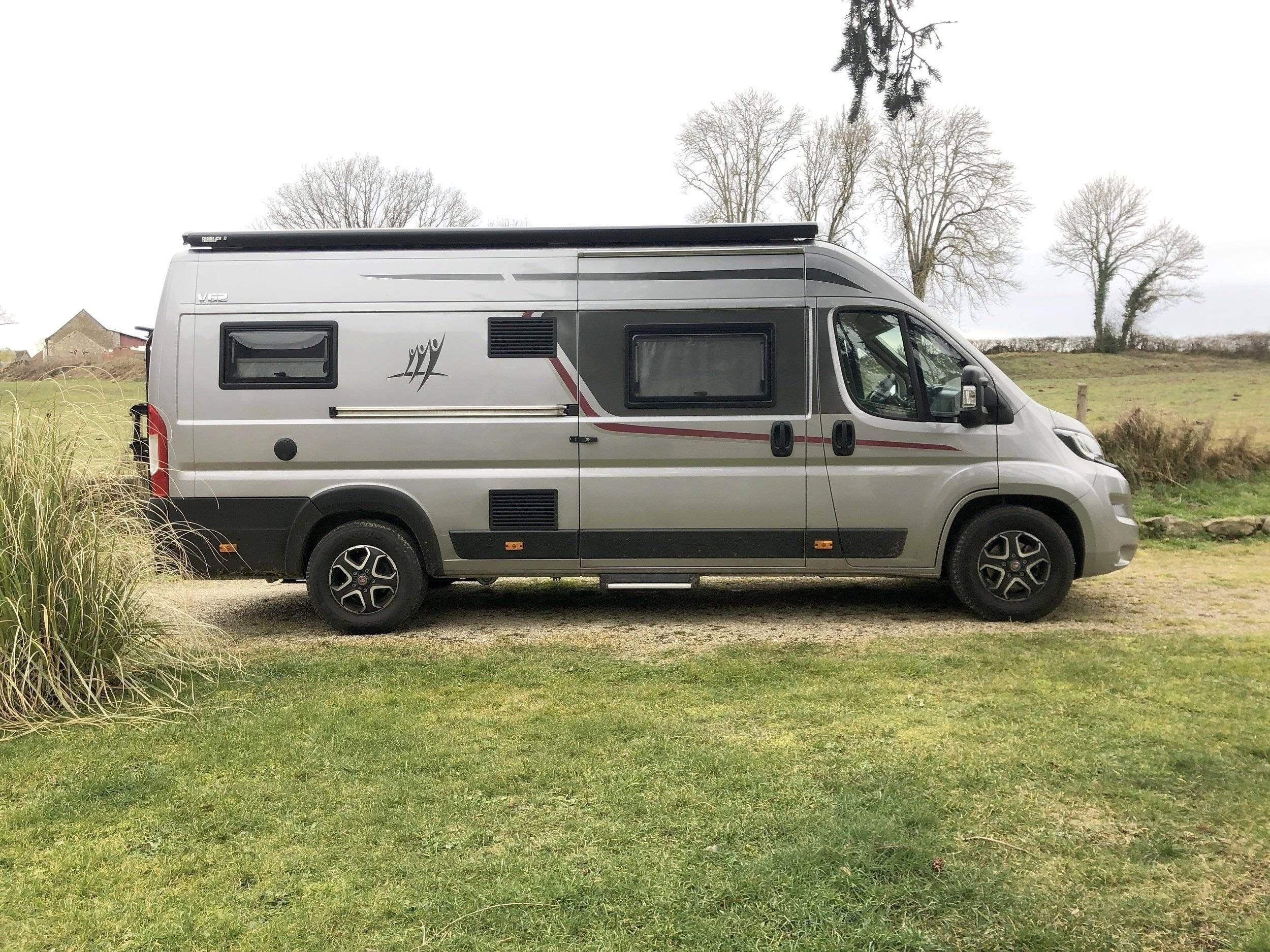 Location Fourgon aménagé - Tralaigues - 88661 - Rapido Fiat… - Yescapa