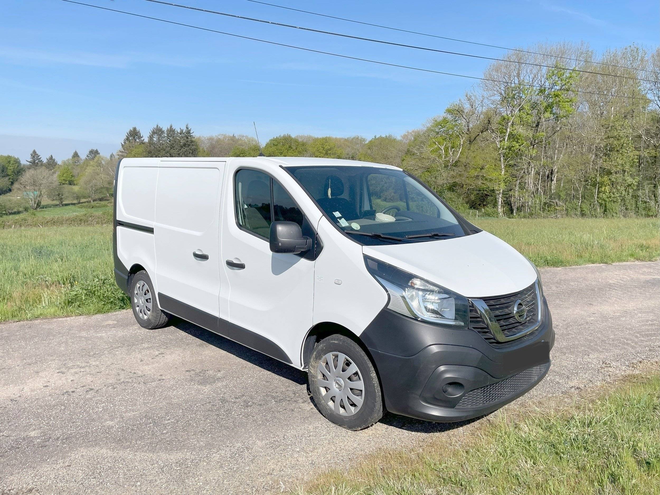 Location Van - Limoges - Nissan NV300 - 78983 - Yescapa