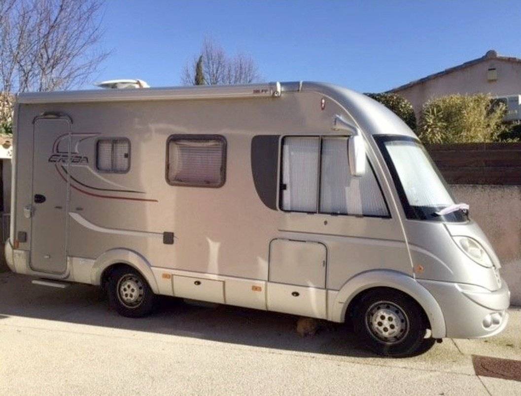 Location Camping-car intégral - Pertuis - Hymer Eriba Jet 507 - 80344 ...