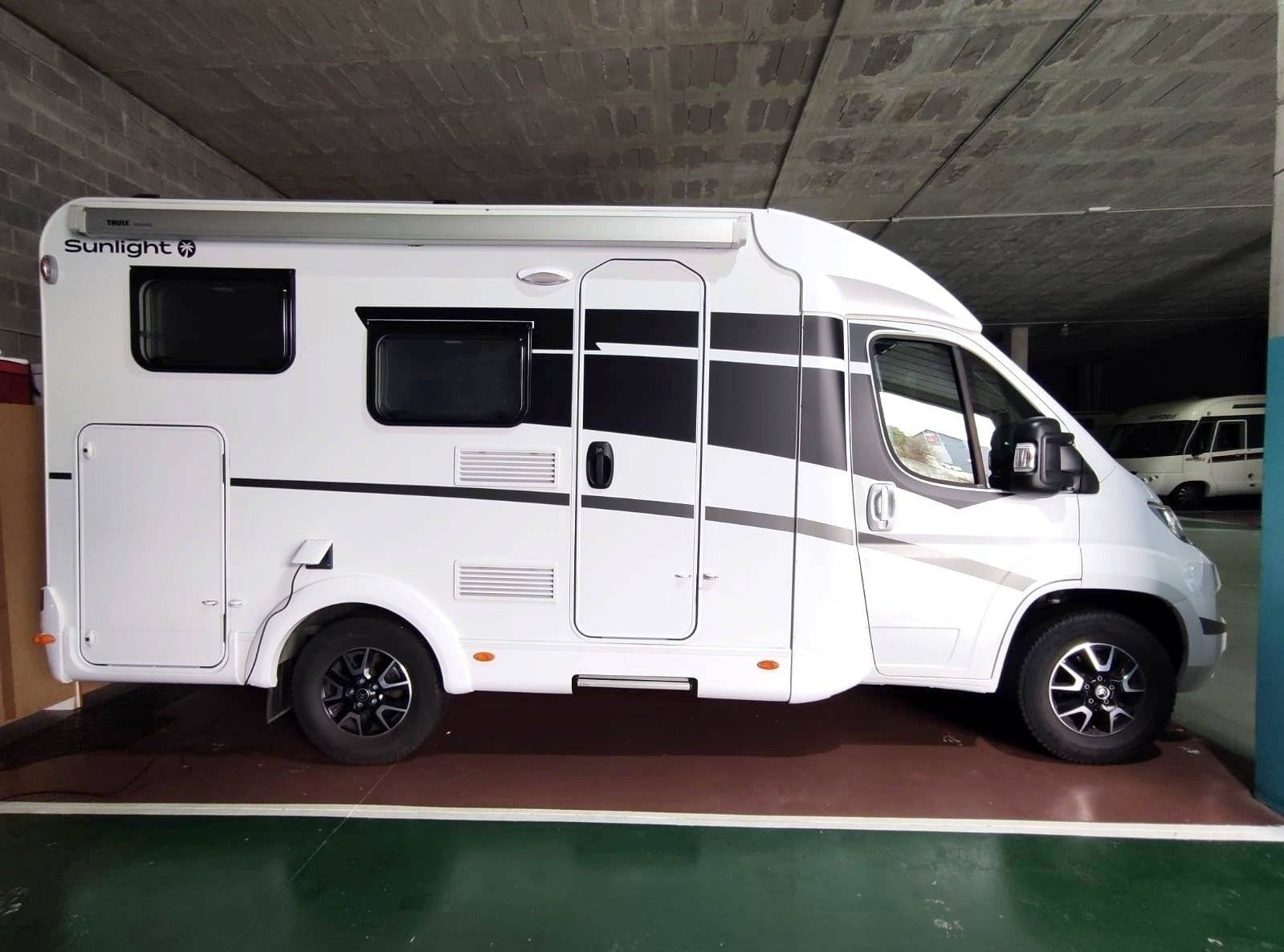 Location Large campervan - Pontevedra - Sunlight V60 Adventure Edition ...