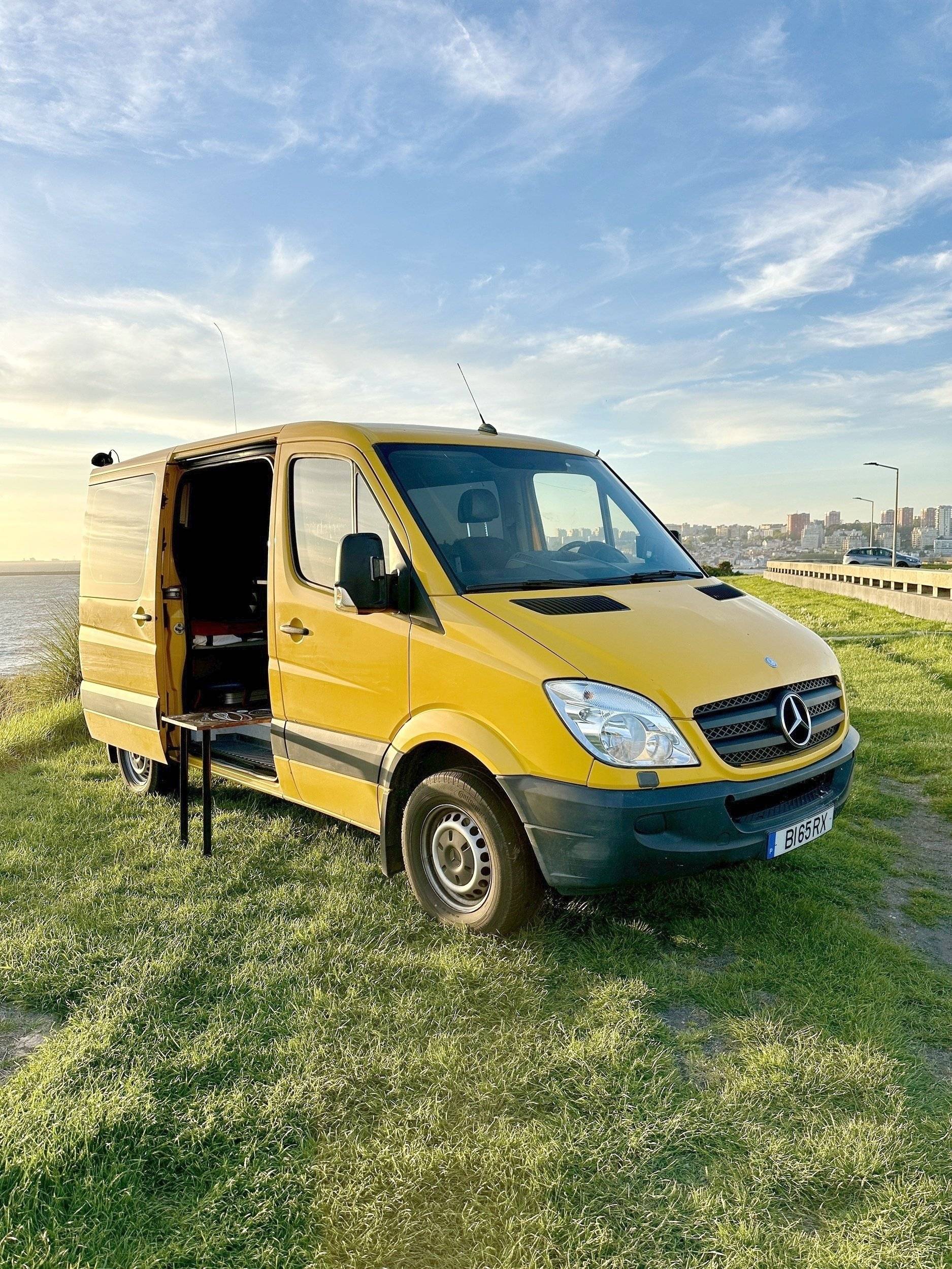 Lage Campingbus - Vila Nova de Gaia - Mercedes sprinter - 79794 - Yescapa