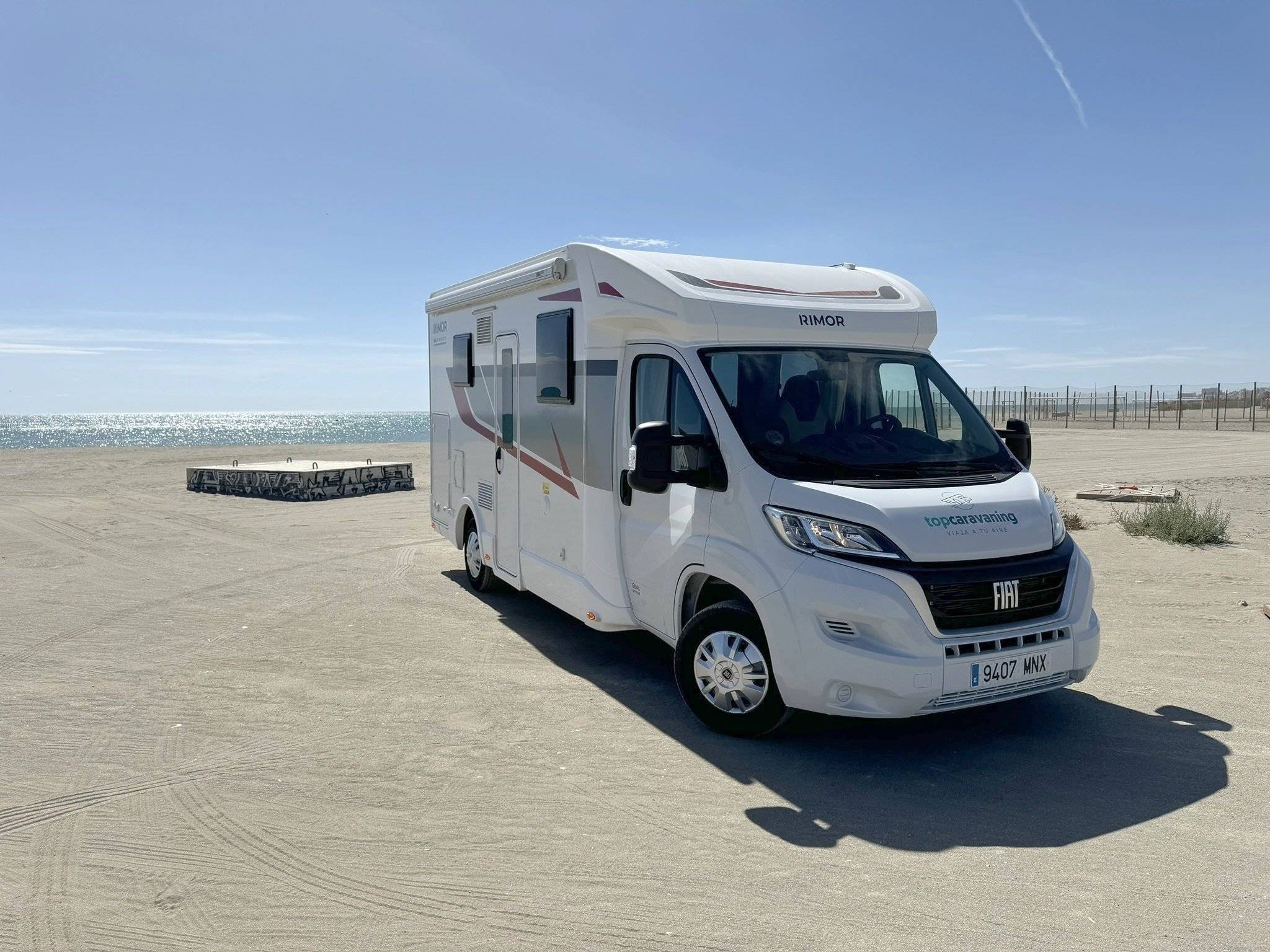 Huur Half-integraal camper - Málaga - Rimor Kilig 67 Plus - 59144 - Yescapa