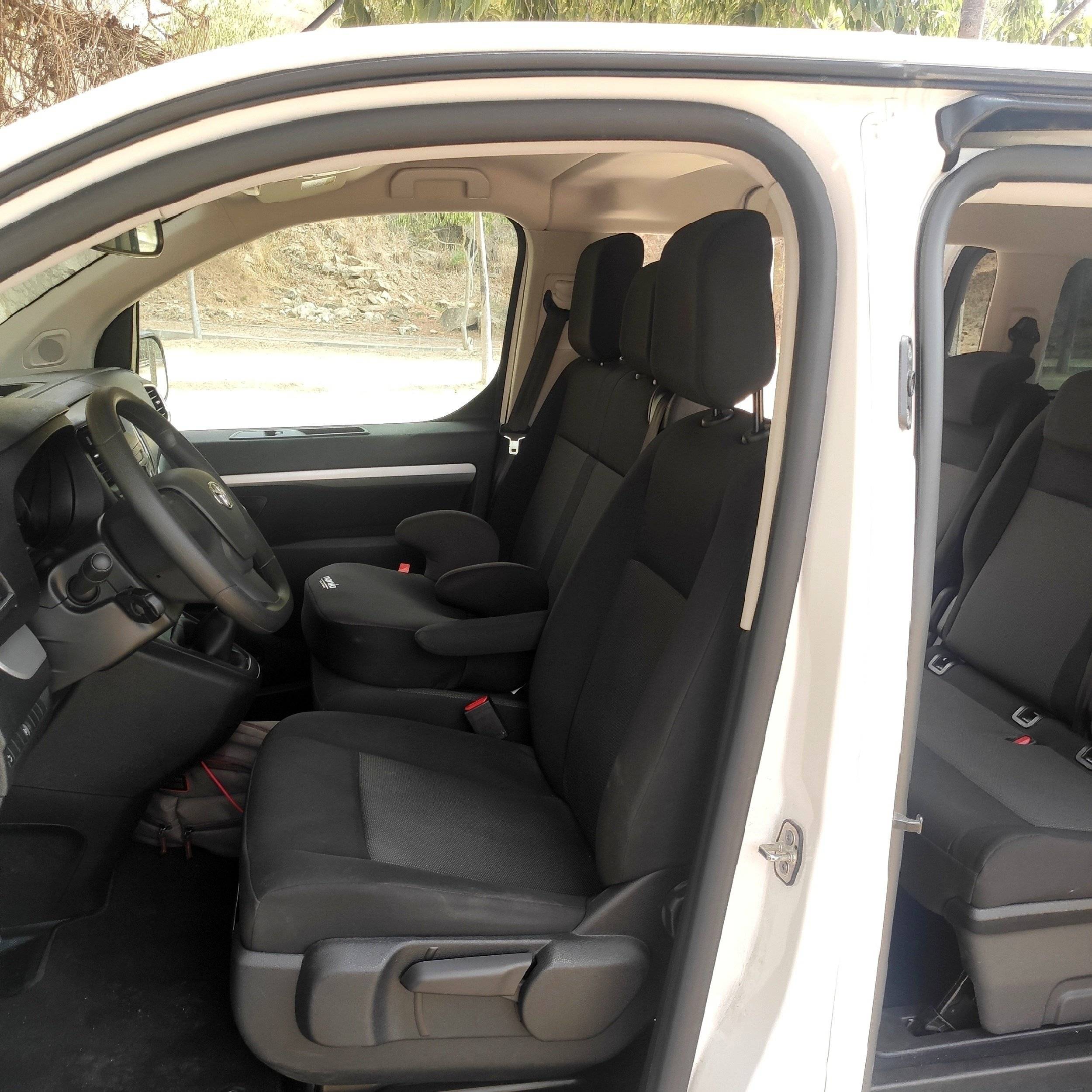 Alquiler Furgoneta camper - Barcelona - 53672 - Toyota Proa… - Yescapa