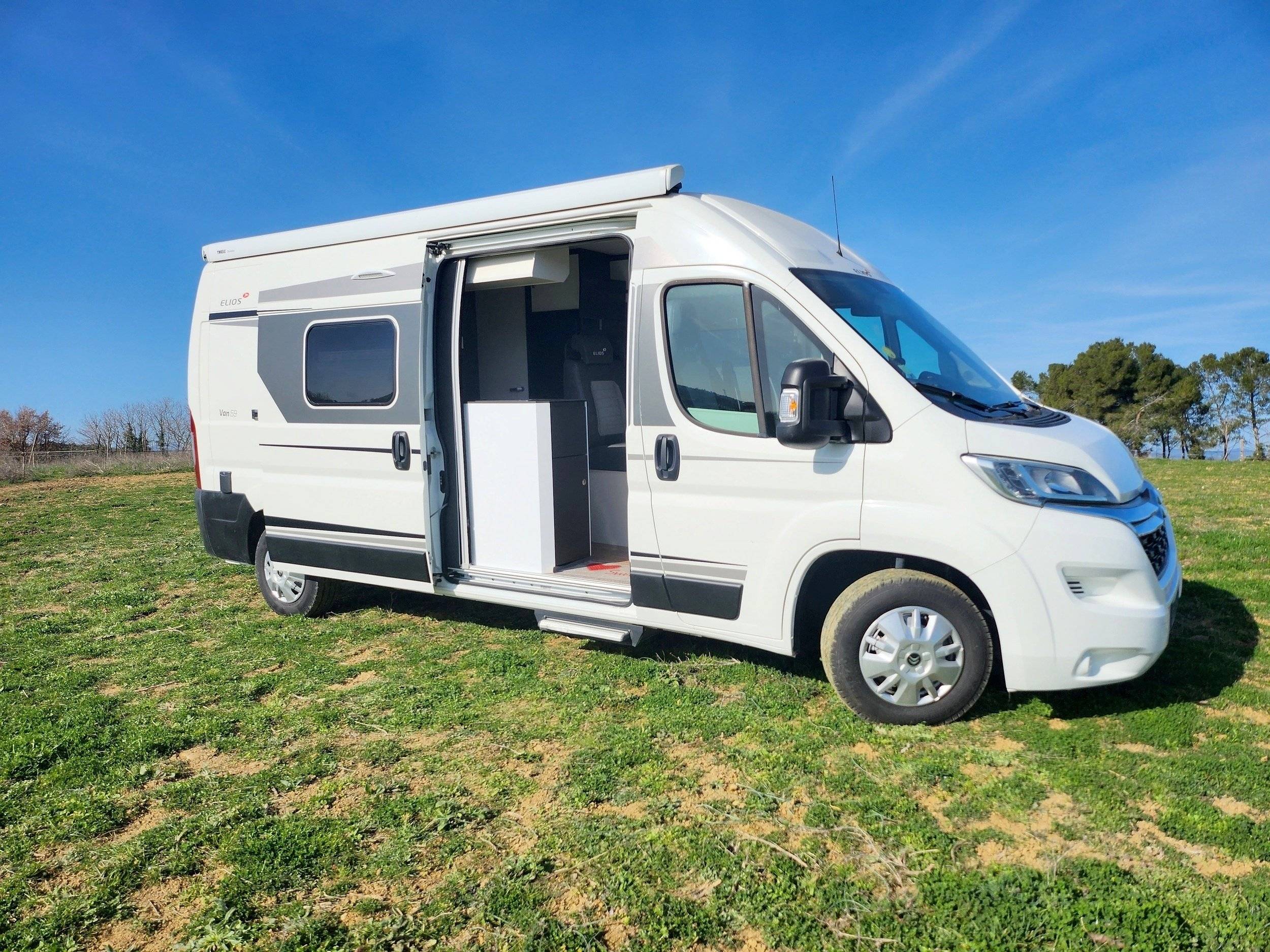 Location Fourgon aménagé - Cardet - Elios 59 T - 73623 - Yescapa